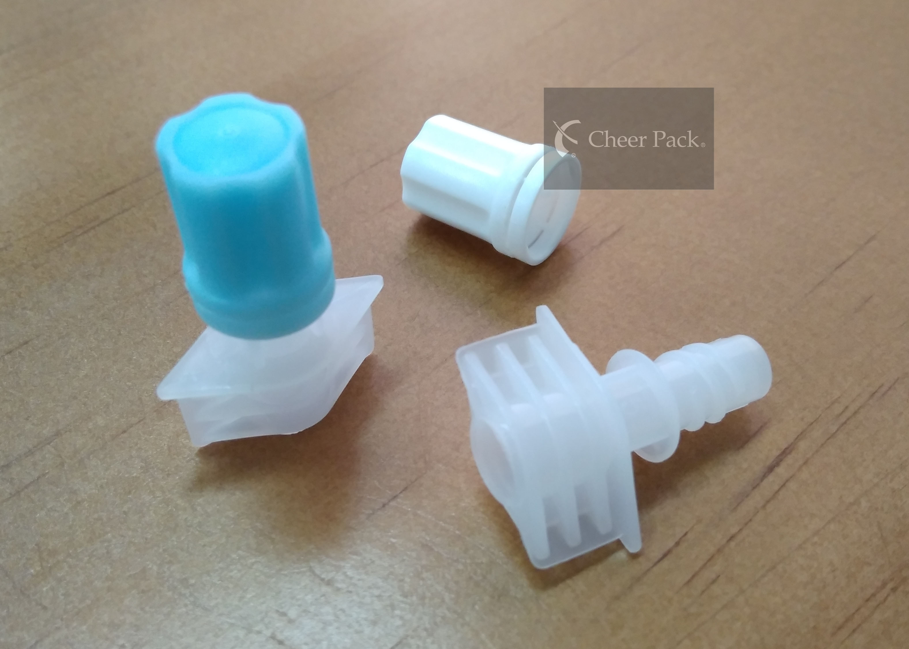 White Color Baby Food Pouch Caps PE Material With 7 Mm Outer Diameter