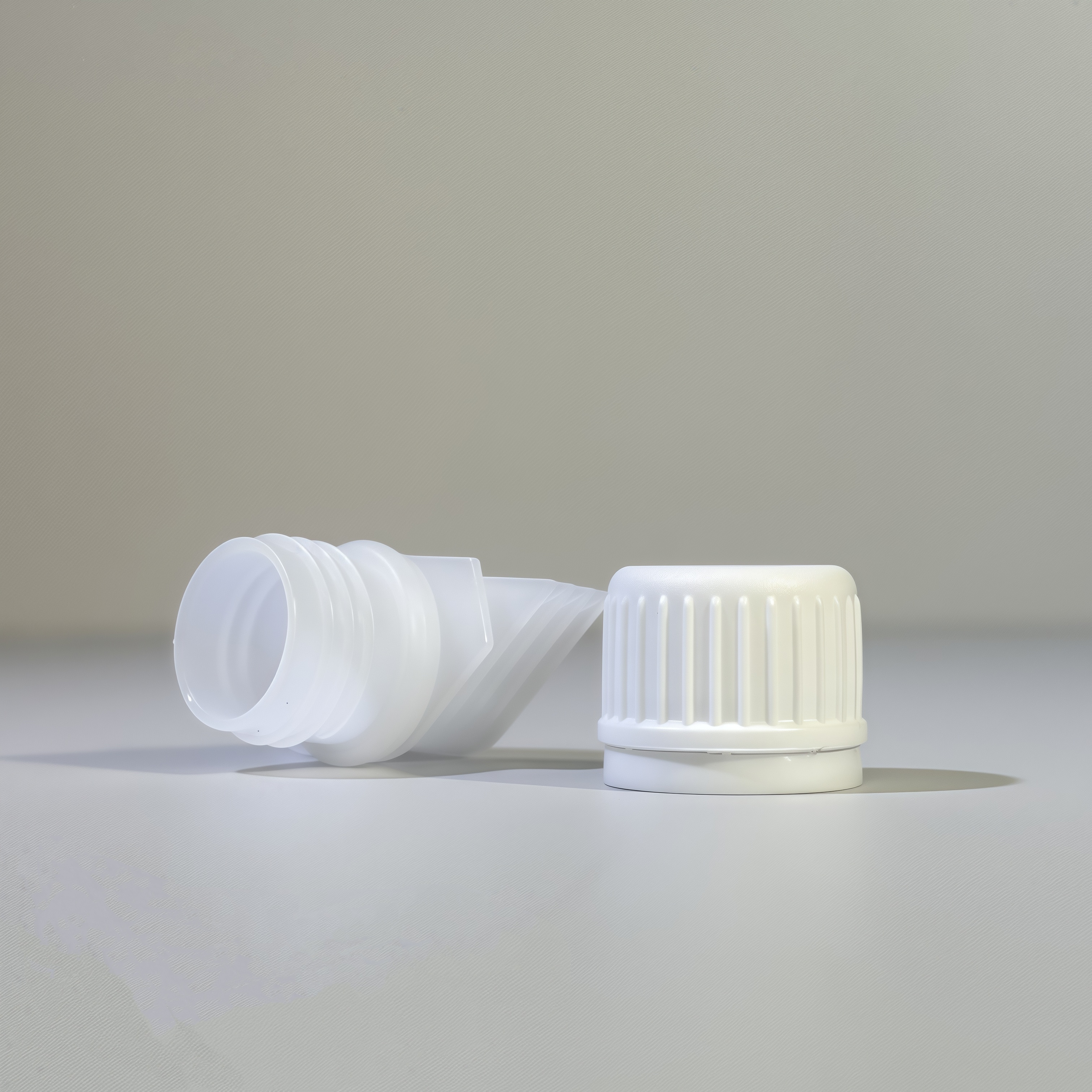 Portable and Durable 16mm PE Plastic Screw Cap with Flip Top Spout Lids ...