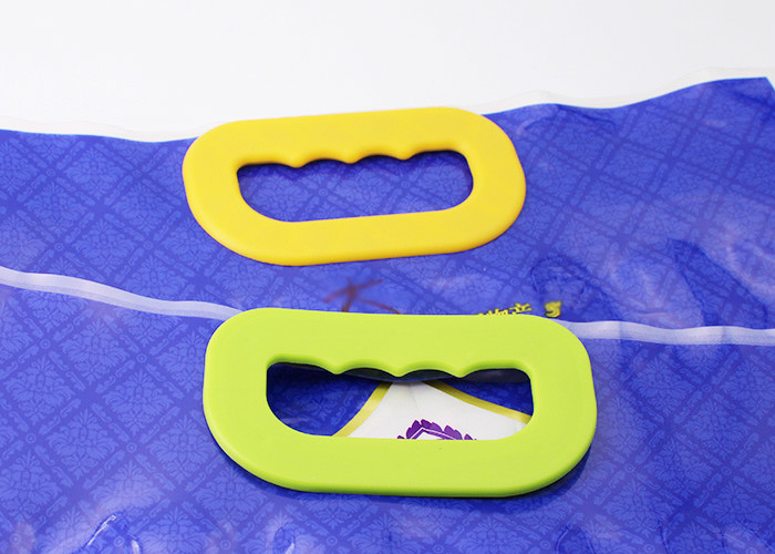 Solid Carry Weight Plastic Bag Handles Clasp Type With 6 Holes Fasten ...