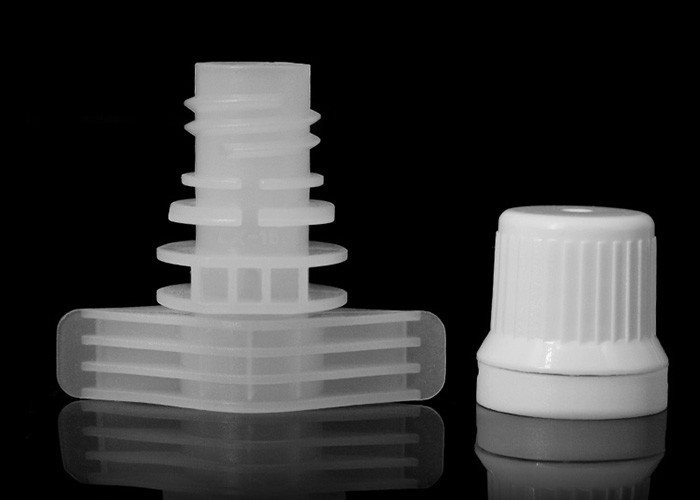 Natural Color 9.6mm Dia Plastic Spout Caps Double Gaps Suction Nozzle